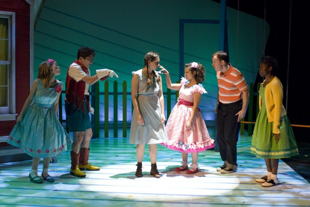 The Hundred Dresses - Theatre reviews