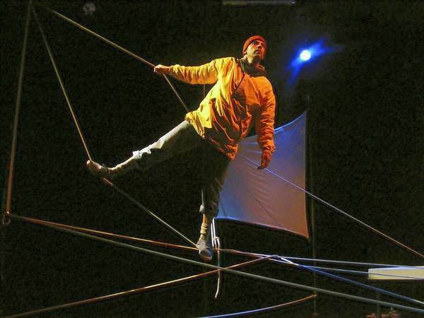 Crow - Theatre reviews