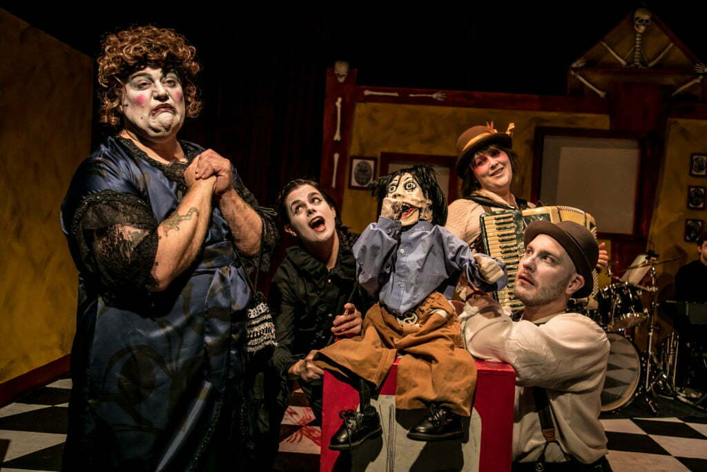 Shockheaded Peter (Der Struwwelper) - Theatre reviews